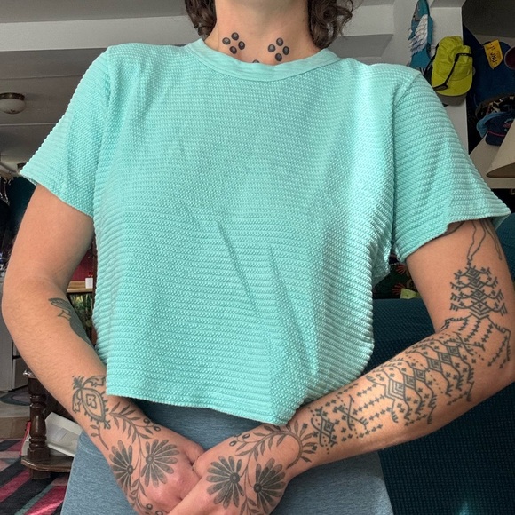 Big Bud Press | Tops | Big Bud Press Honeycomb Cropped Tee Aqua Blue ...